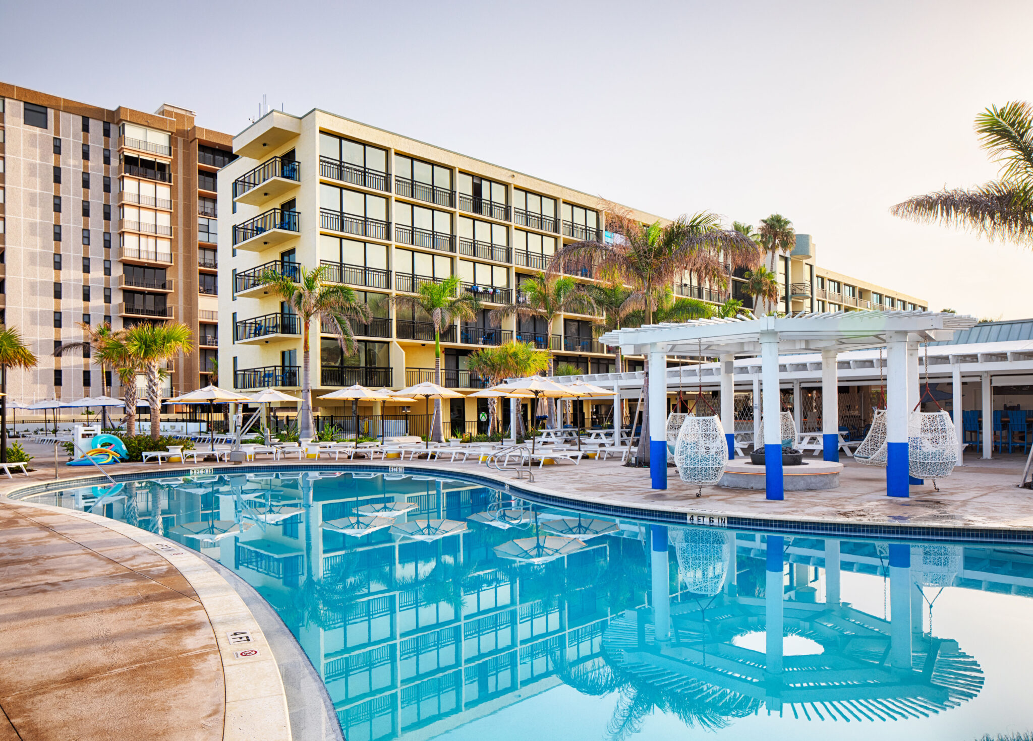 Sirata Beach Resort Logo Sirata Beach Resort (St Pete Beach): Alle